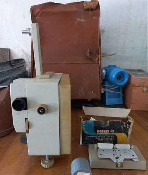 Кинопроектор Русь в чехле