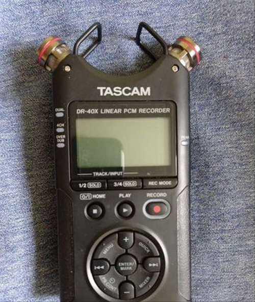 Диктофон Tascam DR-40