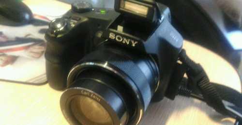 Цифровой фотоаппарат sony syber-shot DSC 200