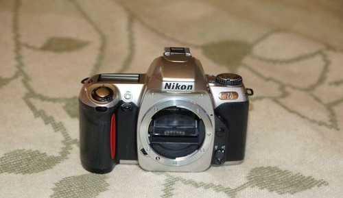 Nikon U