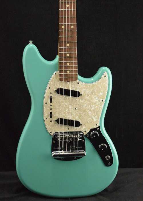 Fender Vintera 60s Mustang Seafoam Green