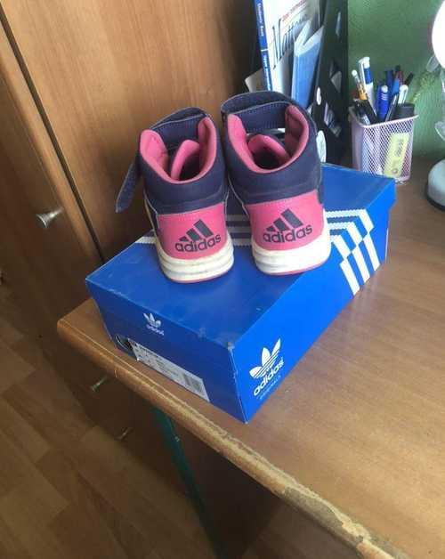 Кроссовки adidas, детские