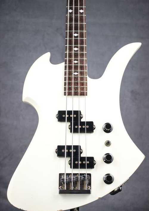Fernandes Mockingbird Bass Japan 1982