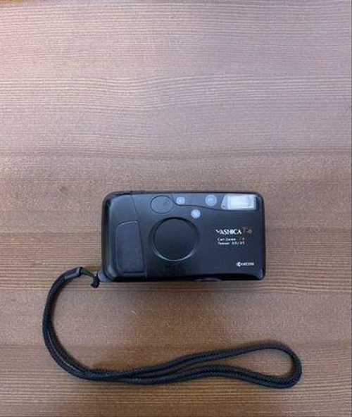 Плёночный фотоаппарат Yashica T4