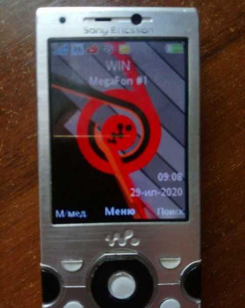 Телефон мобильный Sony Ericsson W995