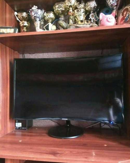 Телевизор Samsung (Smart TV)