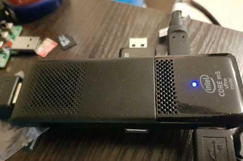 Intel stick core m5 STK2mv64CC