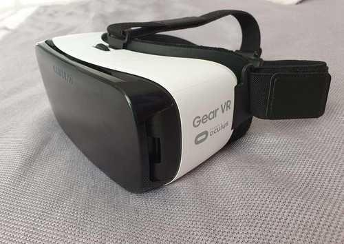 Очки виртуальной реальности Samsung Gear VR