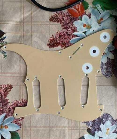 Pickguard stratocaster (пикгард стратокастер)