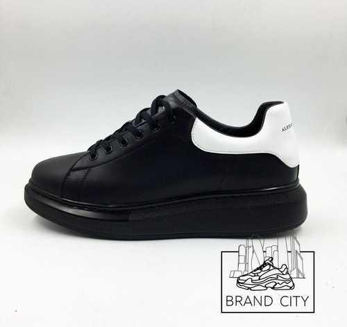 Alexander McQueen Black
