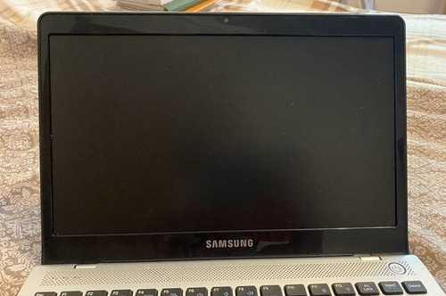 Ноутбук Samsung np305u1a бу