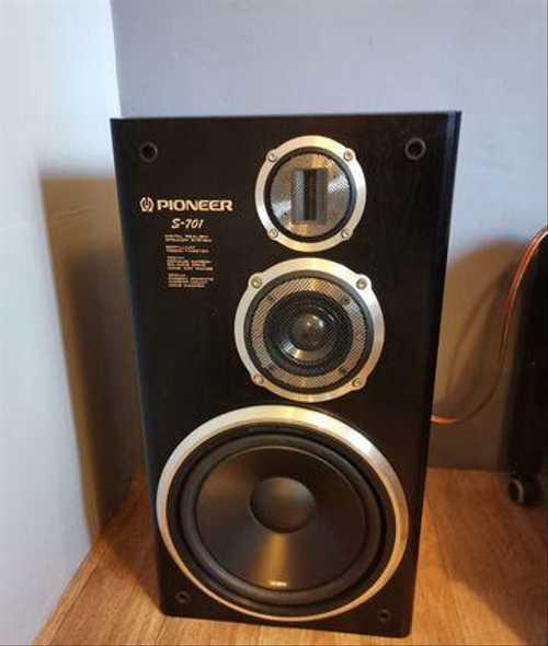 Pioneer S-701