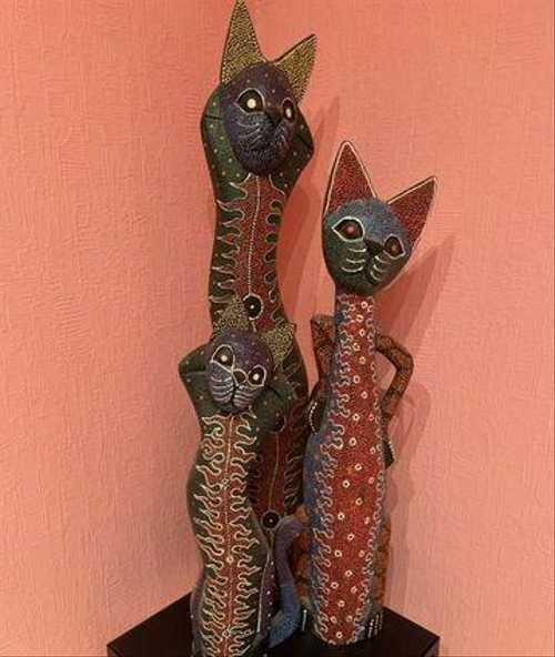 Деревянные статуэтки Семья кошек