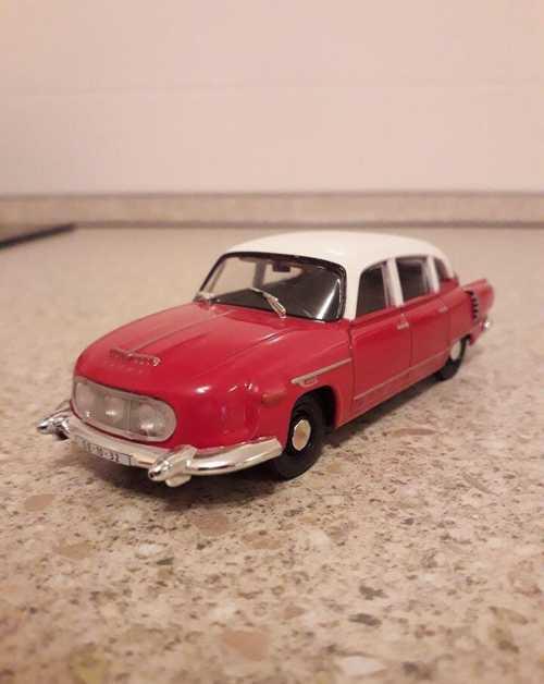 Модель автомобиля 1:43 tatra 603-1