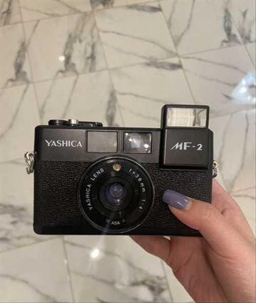 Плёночный фотоаппарат Yashica mf-2