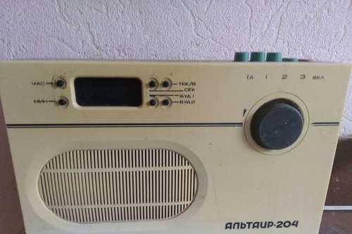 Радиоприемник СССР Россия 303 и Альтаир 204