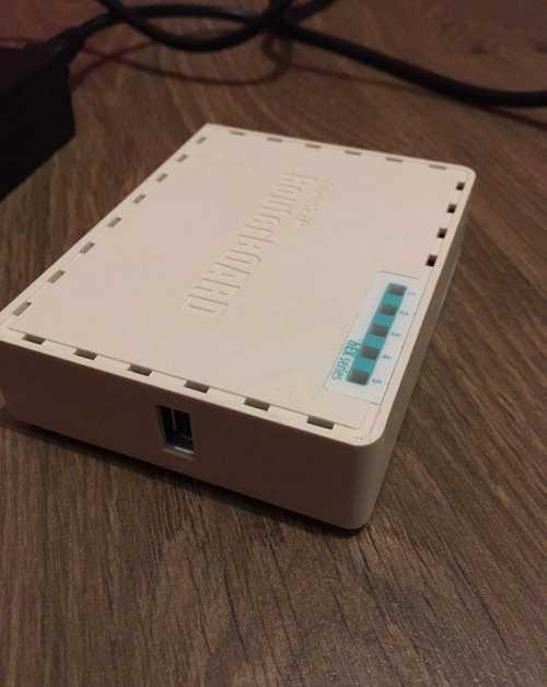 Mikrotik 750UPr2 hEX PoE lite