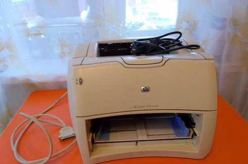 Принтер лазерный hp 1200 б/у