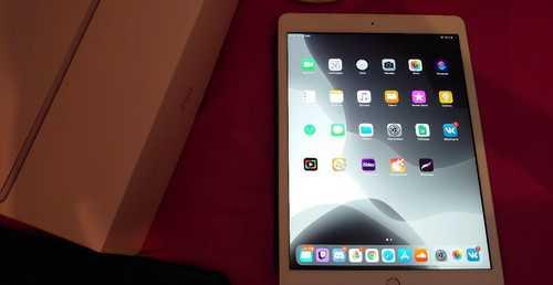 Apple iPad 10.2” 2019 32GB Wi-Fi + SmartCover