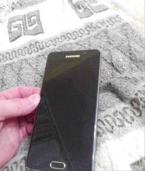 Телефон Samsung а7 2016