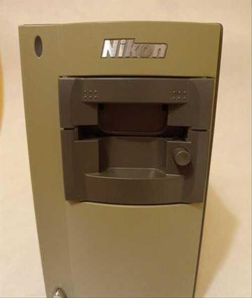 Пленочный/слайд сканер Nikon Coolscan V ED (LS-50)