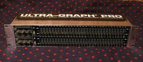 Behringer ultra-graph PRO GEQ3102