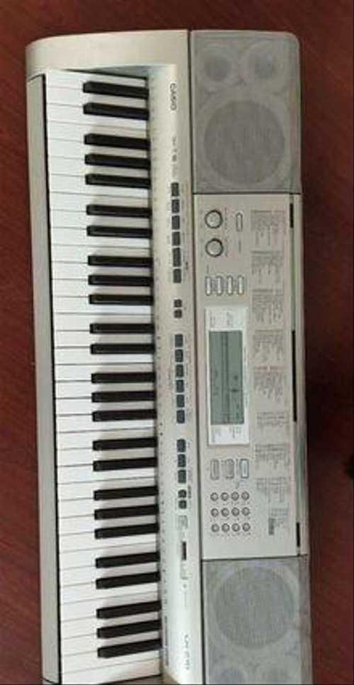 Синтезатор casio LK 270