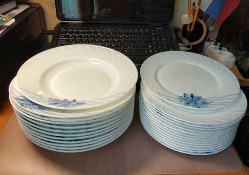 Набор тарелок для дома или дачи