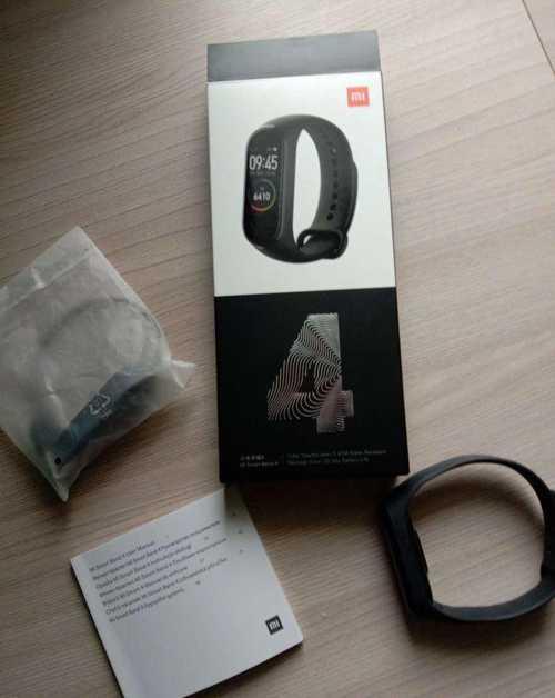 Фитнес браслет Mi Smart Band 4