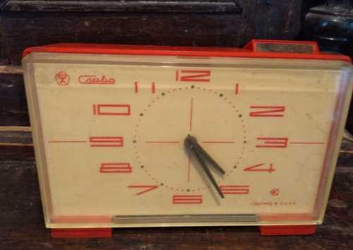 Часы будильник Слава СССР бу в ремонт
