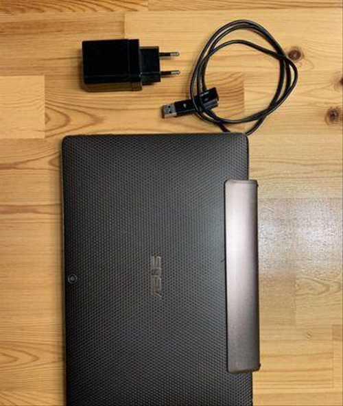 Планшет Asus Eee Pad Transformer TF101