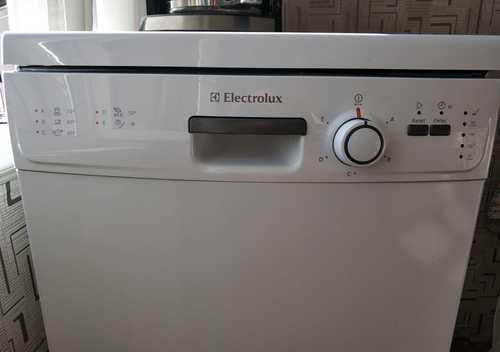 Посудомоечная машина Electrolux (45 см) ESF 43005
