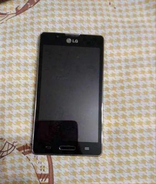 Телефон LG P-705