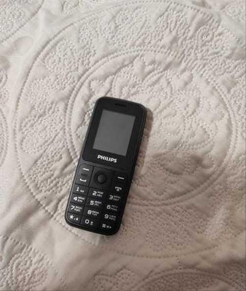 Кнопочный телефон Philips Xenium E125 Bl