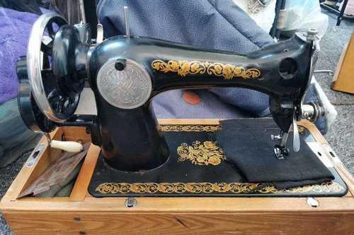 Швейная машина раритет