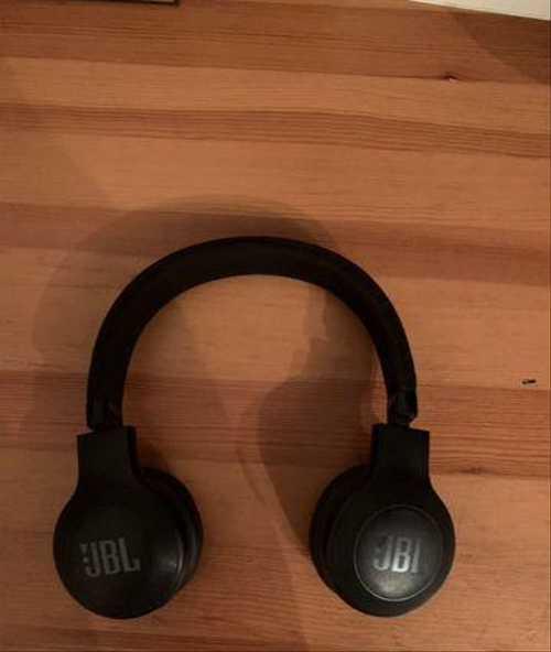 Беспроводные наушники JBL E-series