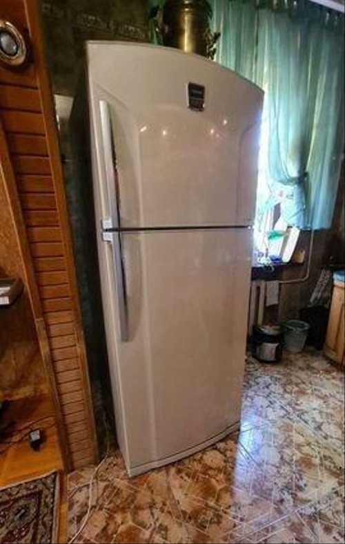 Холодильник Toshiba GR-H74TR