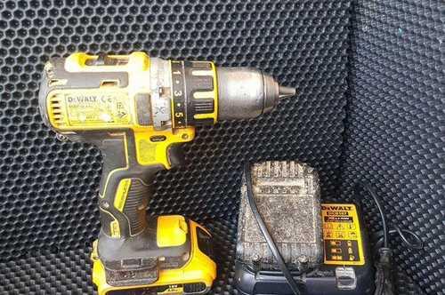 Шуруповерт dewalt dcd790 безщеточный