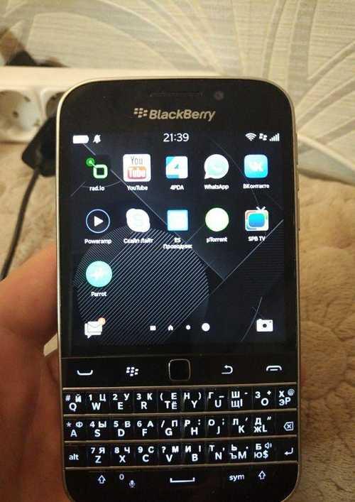Телефон BlackBerry