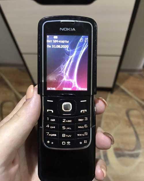 Телефон Nokia 8600 Luna