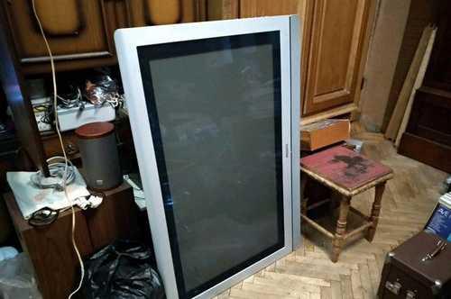 Телевизор Philips (42')