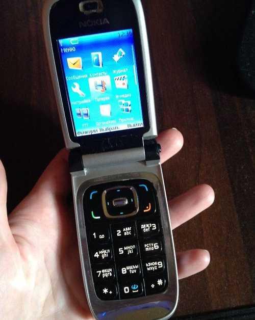 Мобильный телефон Nokia 6131