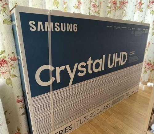 Телевизор Samsung UE70TU7090U