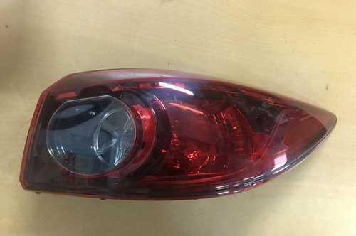 Фонарь задний правый Mazda 3 BM