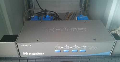 Квм переключатель TrendNet TK-401R