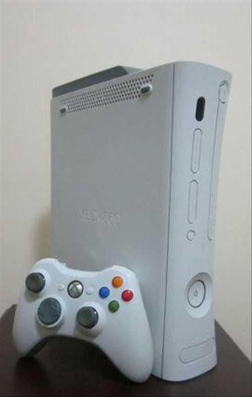 Xbox 360 прошитый + более 150 игр на дисках