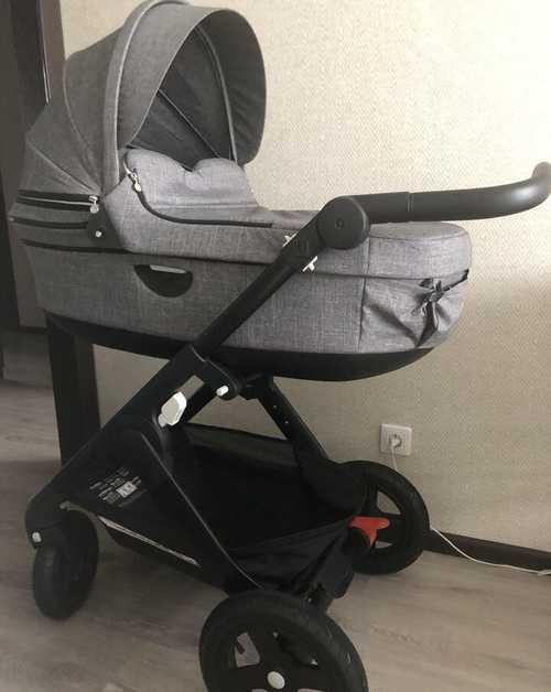 Продам коляску Stokke Trailz