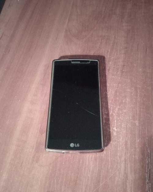Телефон LG G4s