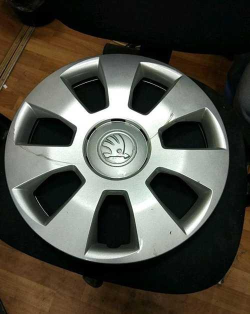 Колпак колесный r14 skoda 6v0601147