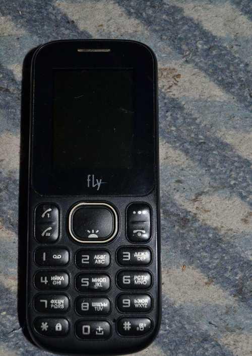 Телефон FLY DS105D